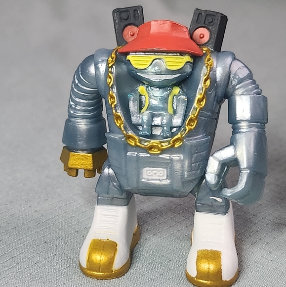 moose toys | Toys | Treasure X Aliens Frog Chomp Mech Maniacs Robot 225 ...